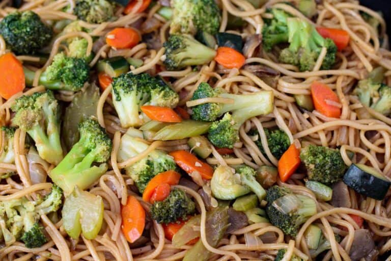 Easy Vegetable Lo Mein - Dishes With Dad
